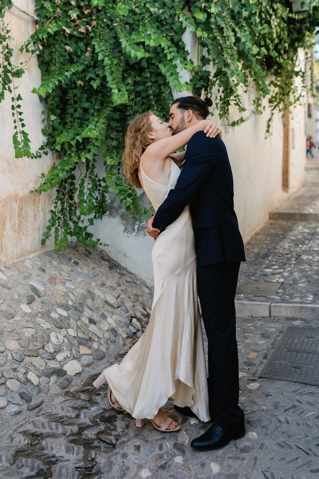 Elopement in Granada | Sarah & Angel | katmarcum.com